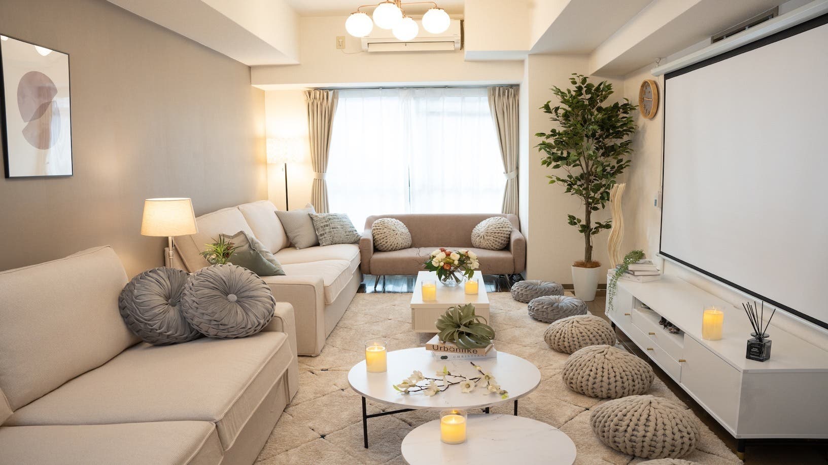 ✨ママ会/女子会大人気💓大迫力100㌅スクリーンで鑑賞会🎥💫安心のレビュー満足感🤍未成年🆗リピーター様2割引💓の写真2