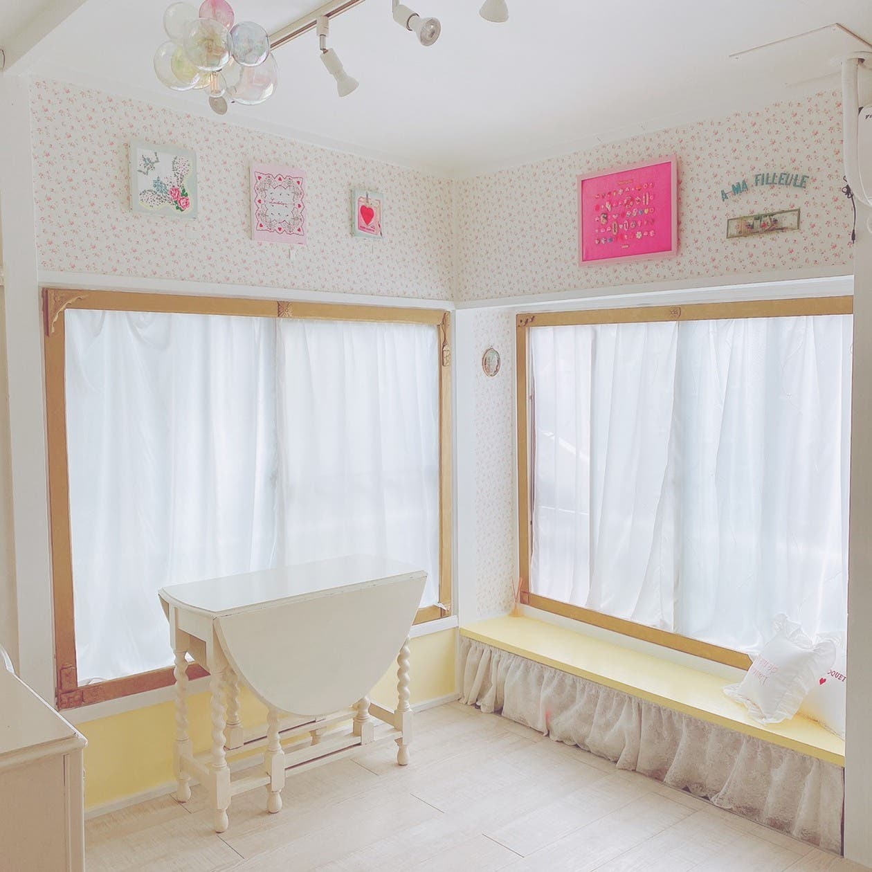 表参道原宿キャットストリート沿い♡小規模POP UP/個展/撮影/フリマ/推し活♡2面採光♡Vintageな小部屋♡什器充実の写真2