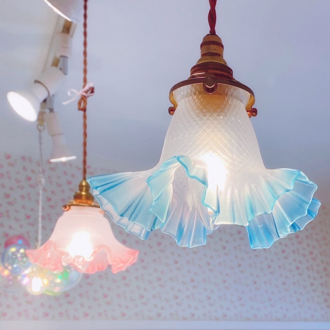 表参道原宿キャットストリート沿い♡小規模POP UP/個展/撮影/フリマ/推し活♡2面採光♡Vintageな小部屋♡什器充実の写真9