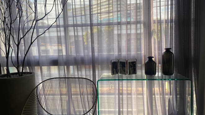 元町駅から徒歩5分の自然光が入るオシャレ空間の写真4