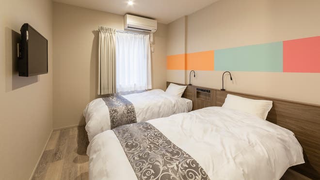 〈ワークplace道頓堀店〉ツイン 超好立地🌃ホテルの一室だから安心♫テレワーク・サロンスペースにも✨WIFI無料の写真1