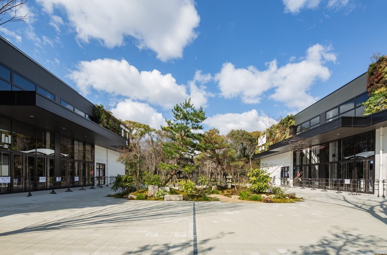 【最寄り駅から徒歩5分】クールジャパンパーク大阪・大ホールのステージのみ。の写真12