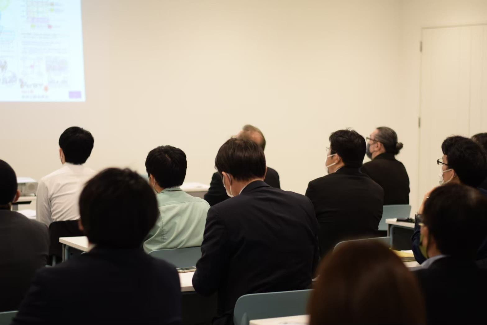 【スペース2＋3】名古屋丸の内/伏見駅から徒歩5分！白を基調とした清潔感あるレンタルスペース/貸会議室！の写真16