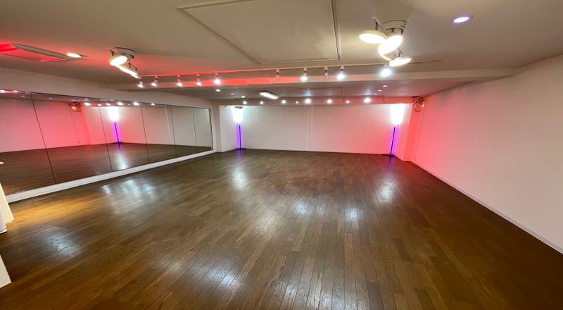 照明有り✨YouTube撮影、ダンスレッスンに最適なスタジオ。