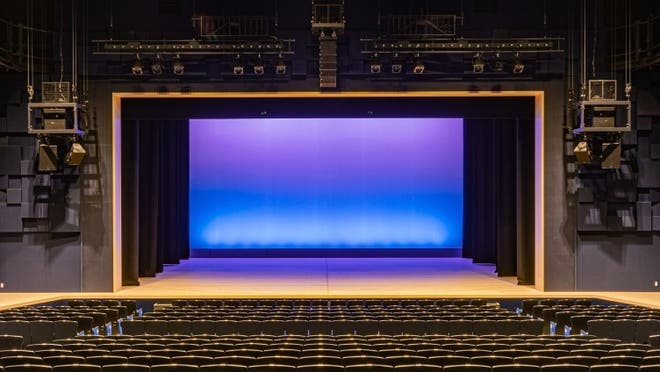 【最寄り駅から徒歩5分】クールジャパンパーク大阪・中ホールのステージのみ。の写真1