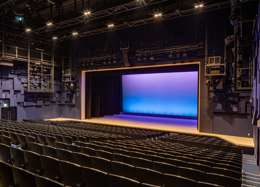 【最寄り駅から徒歩5分】クールジャパンパーク大阪・中ホールのステージのみ。の写真2