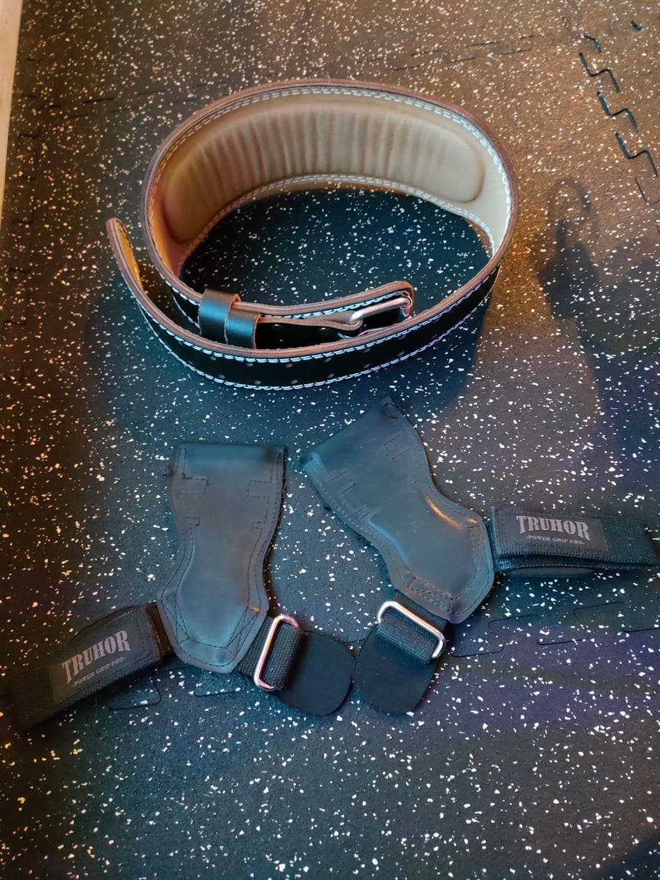 24時間ジム、新宿3丁目駅3分、当日予約でお得な割引きも！人気マルチマシン完備、個人利用可、自分好みの照明演出に、ドラマ出演ジムの写真24