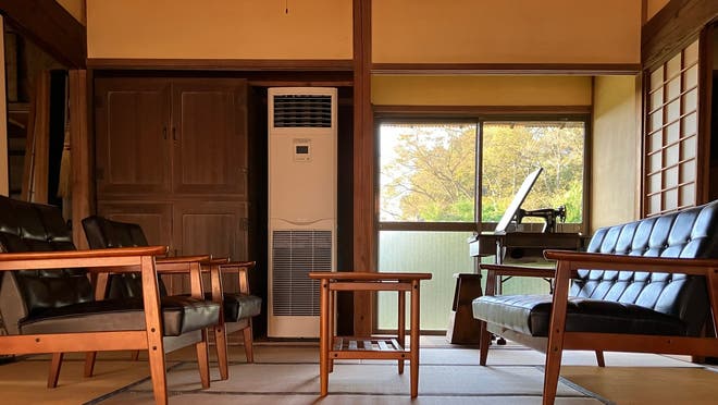 一棟貸しの古民家 昭和の造りの建物で広い室内空間と庭を自由にお使いいただけますの写真9