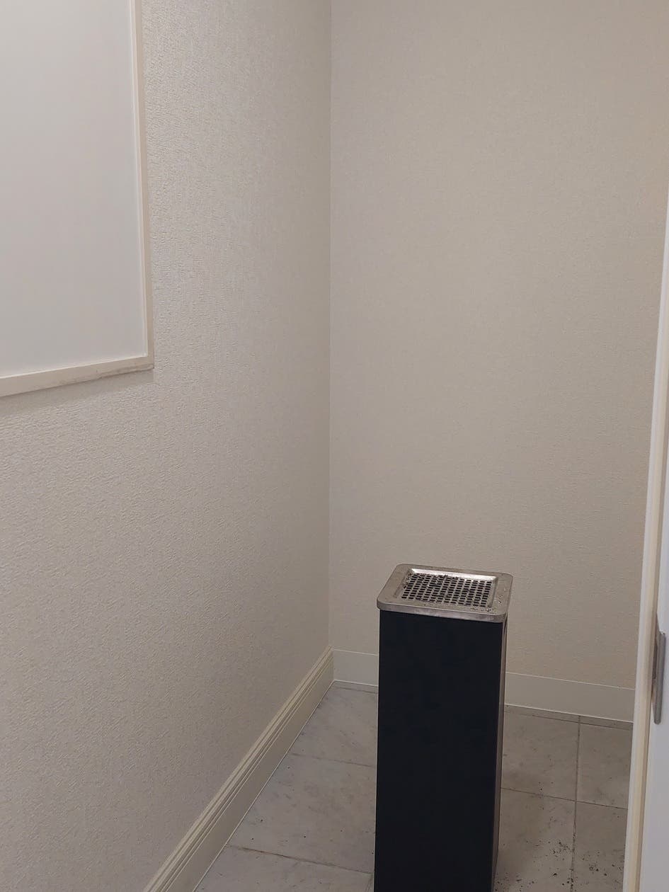 JR成田駅東口から徒歩30秒 ミーティングRoom C/ GAKUYA Bird店 / 6名まで利用可能 / 光回線の写真10