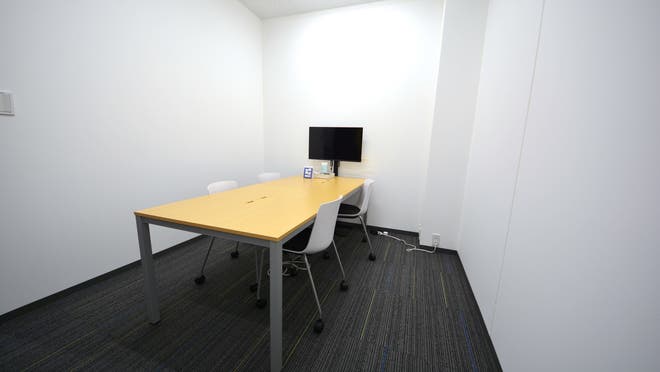 【堺筋本町駅直結】4名利用/Dタイプ/貸会議室/web会議/打ち合わせ/コワーク等の写真3