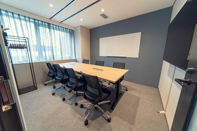 会議室 03(7名)の写真1