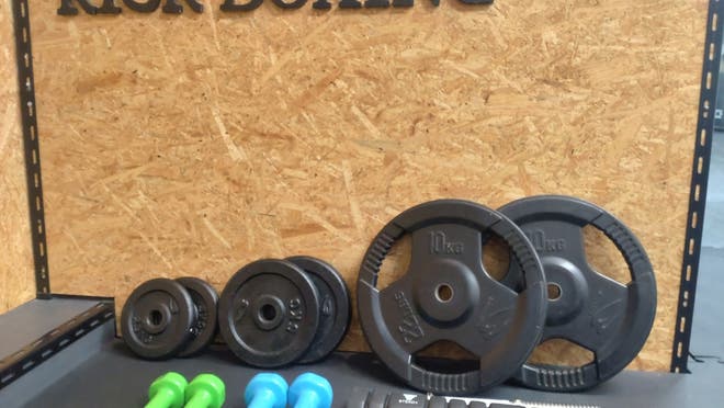 TESSAI KICK BOXING GYM 全面ジョイントマット。スポーツやダンスに最適、ヨガ、ピラティス、演劇、の写真7