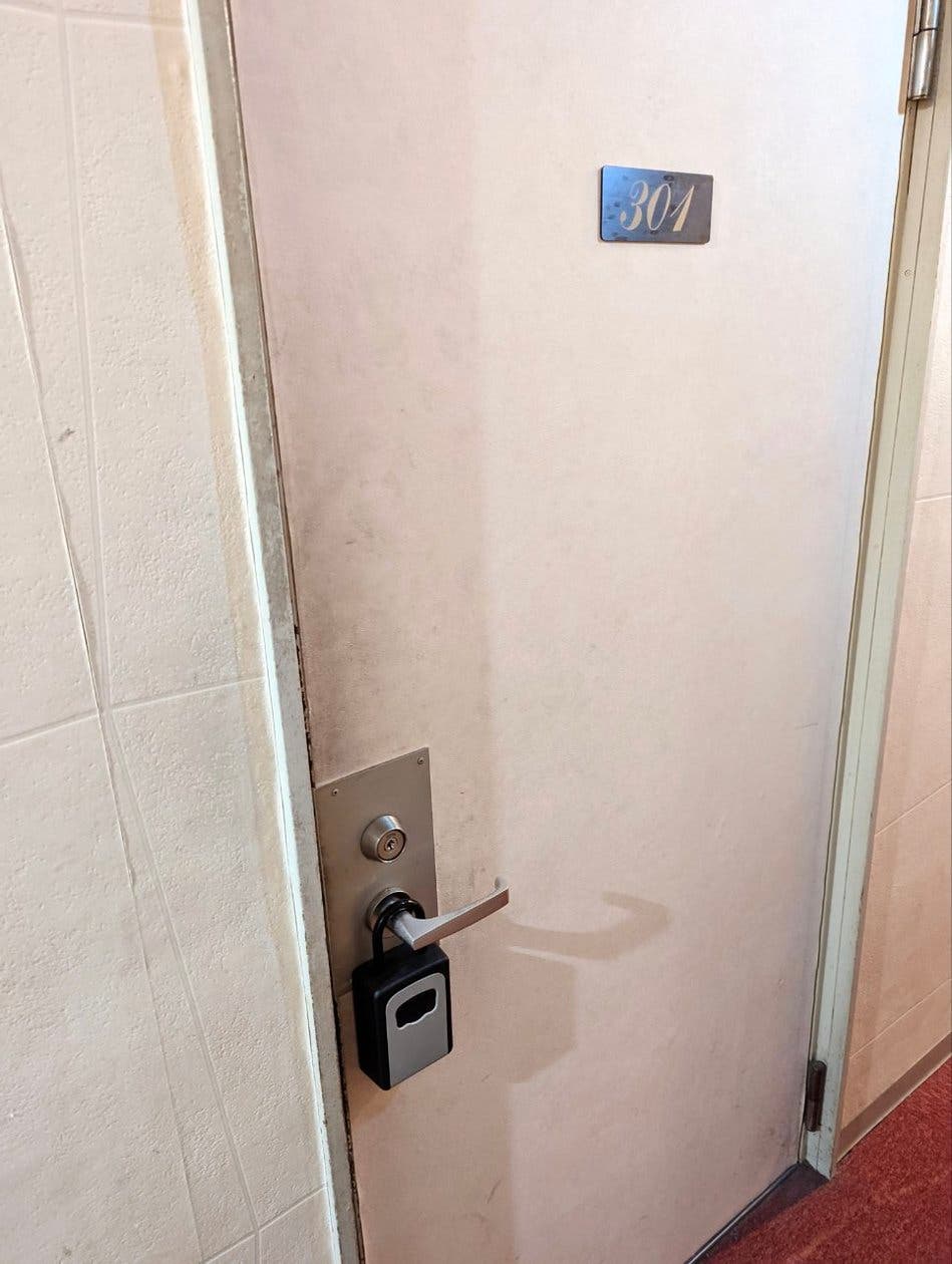 南浦和駅東口目の前　会議・休憩室の写真16