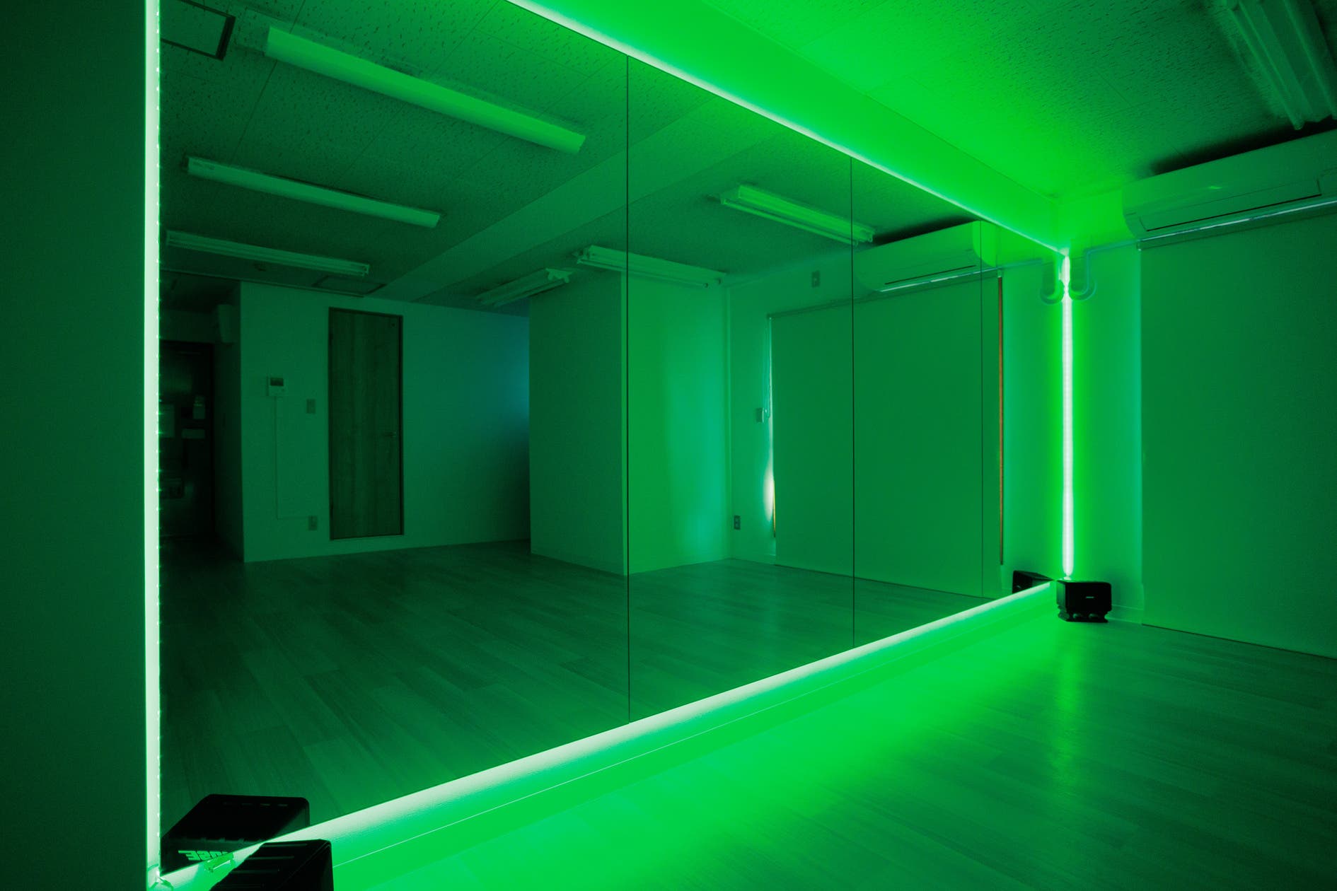 【徒歩1分】堀切菖蒲園駅👣無料超高速Wi-Fi🤳ミラーとスピーカー完備❗当日予約可能👍1時間から利用できるレンタルスタジオ✨の写真12