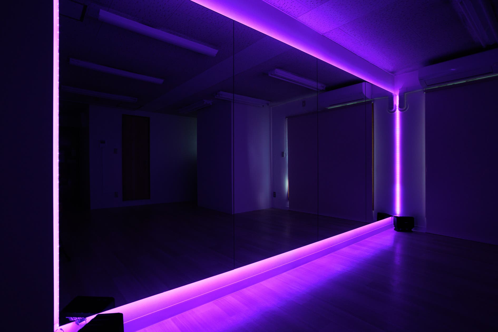 【徒歩1分】堀切菖蒲園駅👣無料超高速Wi-Fi🤳ミラーとスピーカー完備❗当日予約可能👍1時間から利用できるレンタルスタジオ✨の写真8