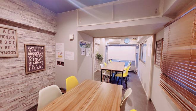 梅田5分/ロフト前/2重窓で静か/設備無料/最大15名/光Wi-Fi/テレワーク/リングライトの写真4