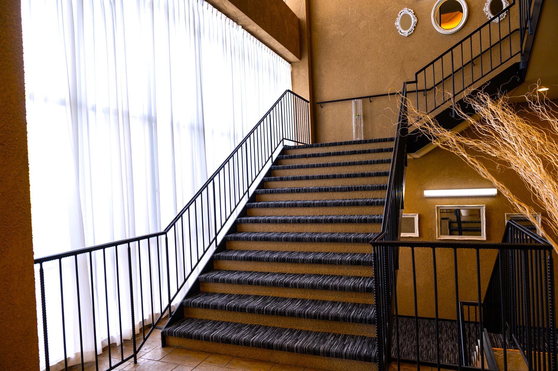 元結婚式場をアップサイクルした巨大施設【教会・大ホール・キッチン・屋外撮影】の写真14