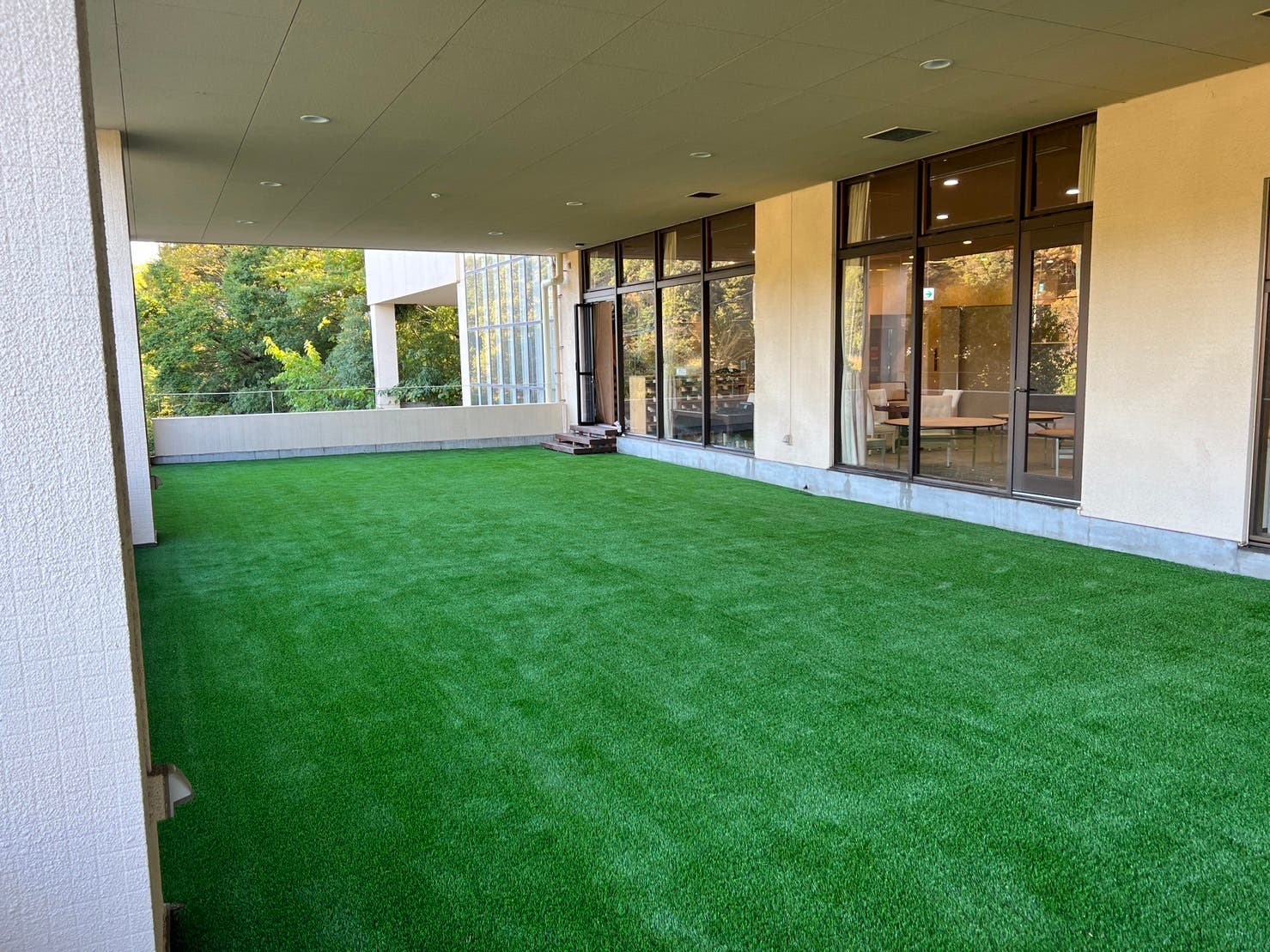 元結婚式場をアップサイクルした巨大施設【教会・大ホール・キッチン・屋外撮影】の写真22