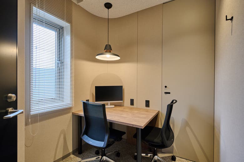 会議室 03(2名)の写真1