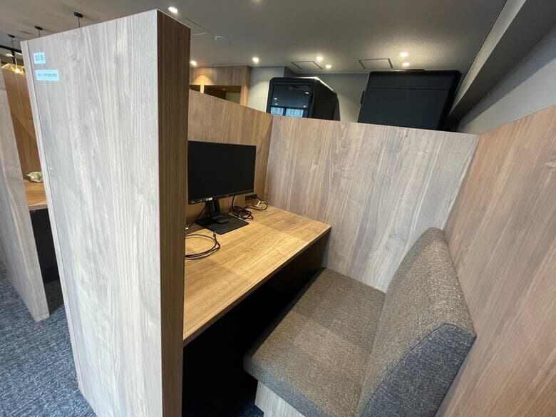 BOX 08(1名)の写真1