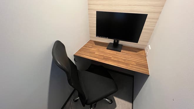 【1時間880円!】JR恵比寿駅目の前!完全個室の1名用ブース(ブース19)※予約時間前は入室不可【4階】の写真2