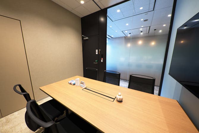 会議室(6名)の写真2