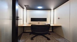 ROOM L 05