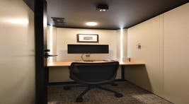 ROOM L 07