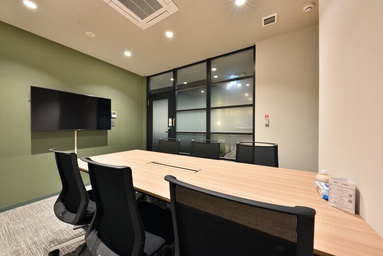 会議室 01(6名)の写真1