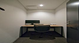 ROOM W 17
