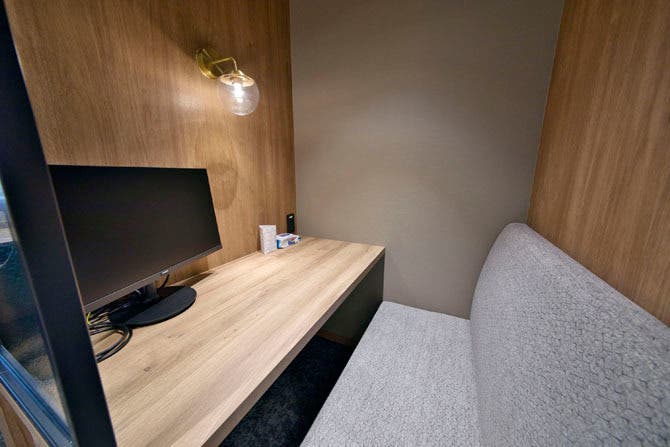 BOX 08(1名)の写真1