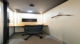ROOM L 07