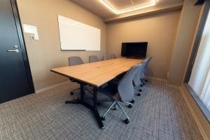 会議室 03(8名)の写真1