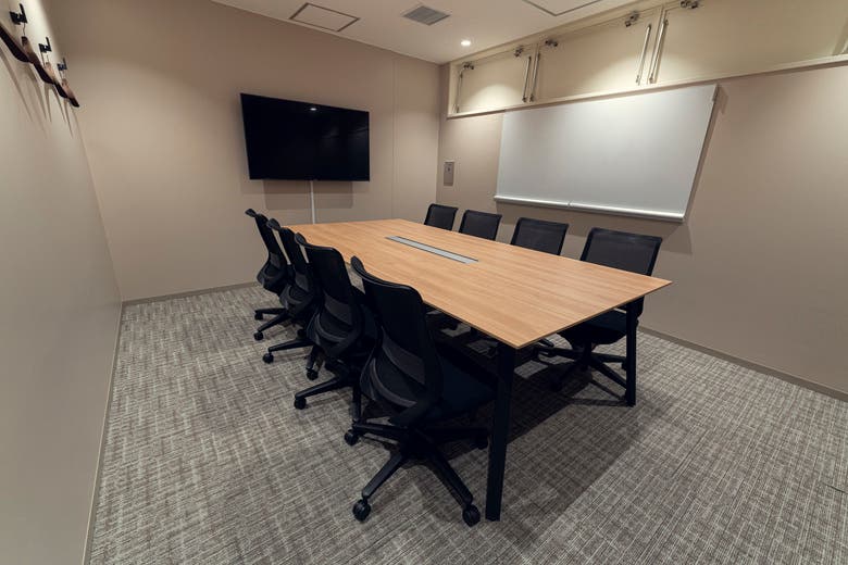 会議室 04(8名)の写真1
