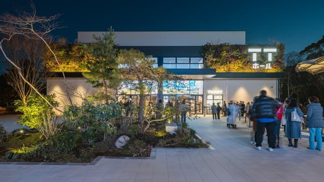 【最寄り駅から徒歩5分】クールジャパンパーク大阪大ホール・中ホールの間にある中庭。の写真7