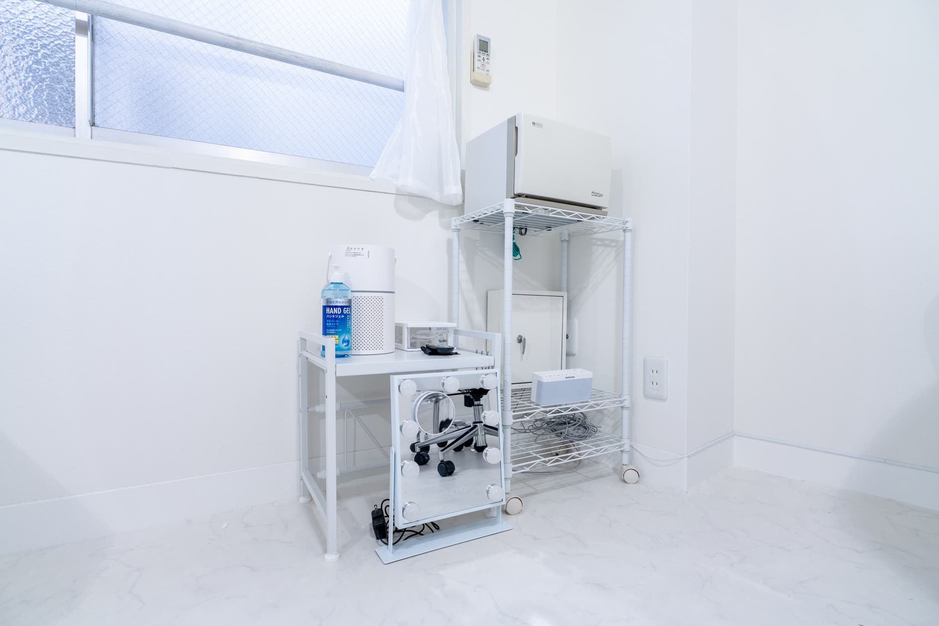 🎉癒し空間🎉千葉駅5分京成千葉駅5分栄町駅1分🚊白を基調にしたシンプルで清潔感あるサロン💆‍♀️エステ/ネイル/整体/ヨガの写真12