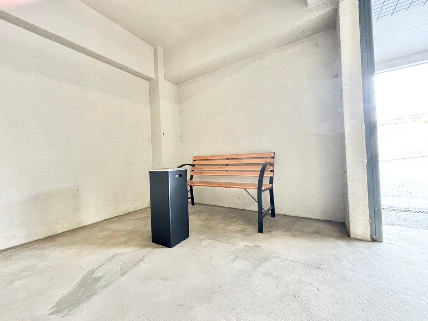 【成田駅から徒歩7分！！駐車場有】モニター付き！完全個室ブースAの写真13