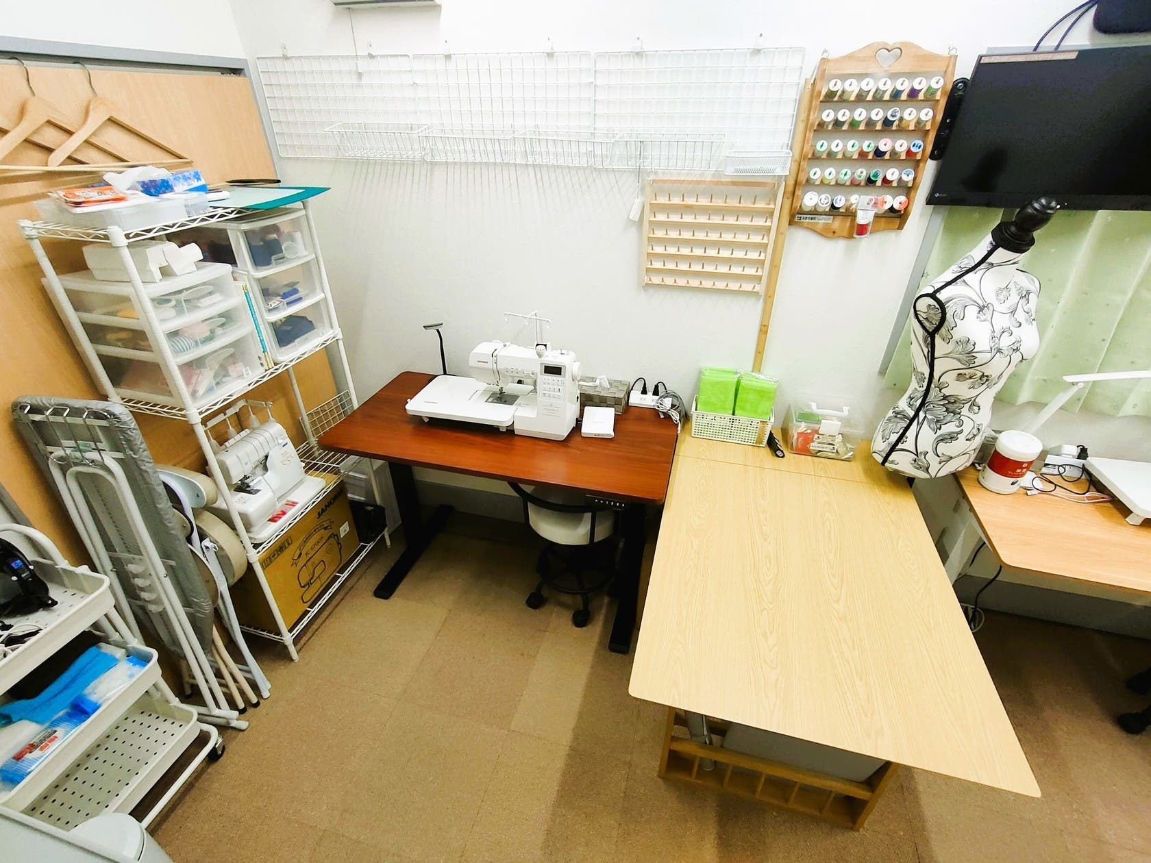 [のんびりミシン東陽町(江東)] ミシン部屋をレンタル！洋裁/裁縫/手芸/衣装制作/ミシン/アイロンの写真3