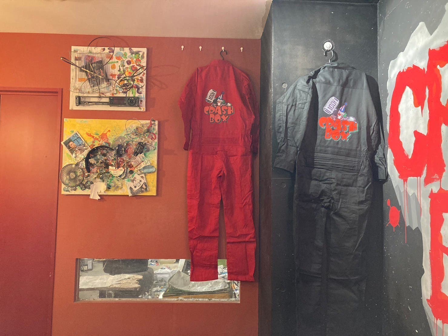 【心斎橋駅 7分】西日本初のCRASH BOXでストレス発散🔥ロケ収録・スタジオ撮影📷SNS・YouTube・MV、PV🎥の写真16