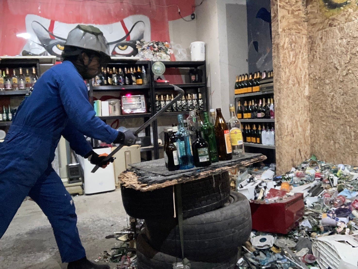 【心斎橋駅 7分】西日本初のCRASH BOXでストレス発散🔥ロケ収録・スタジオ撮影📷SNS・YouTube・MV、PV🎥の写真8