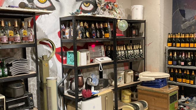 【心斎橋駅 7分】西日本初のCRASH BOXでストレス発散🔥ロケ収録・スタジオ撮影📷SNS・YouTube・MV、PV🎥の写真11