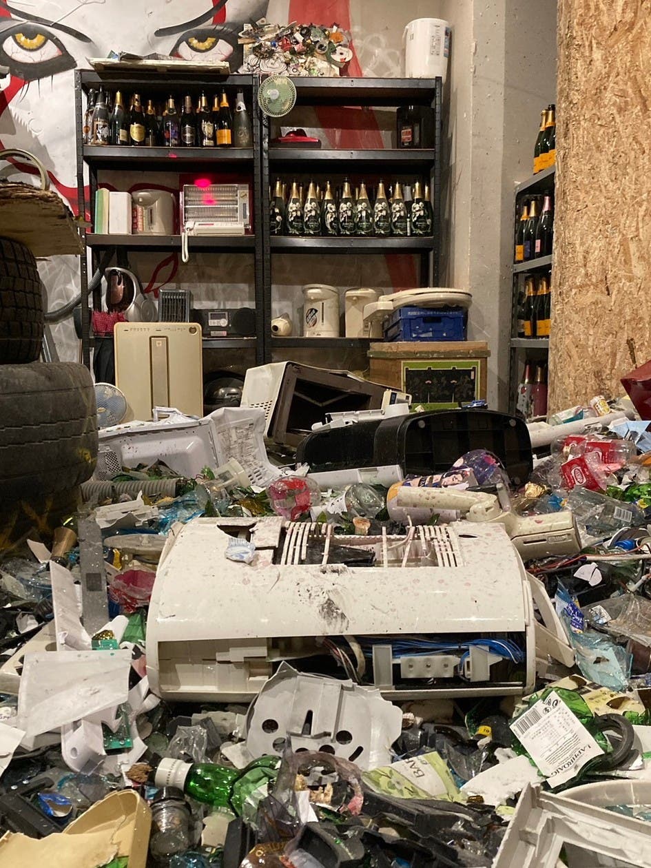 【心斎橋駅 7分】西日本初のCRASH BOXでストレス発散🔥ロケ収録・スタジオ撮影📷SNS・YouTube・MV、PV🎥の写真15