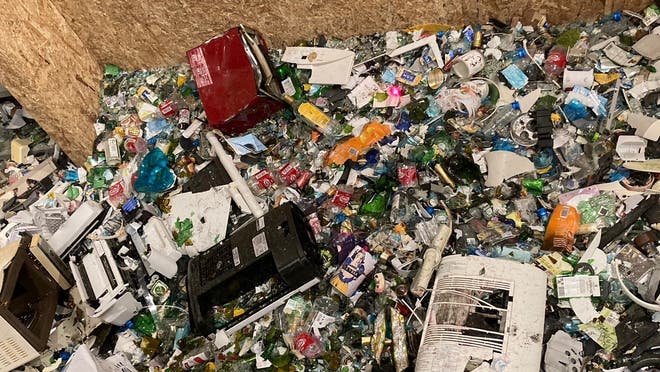 【心斎橋駅 7分】西日本初のCRASH BOXでストレス発散🔥ロケ収録・スタジオ撮影📷SNS・YouTube・MV、PV🎥の写真17