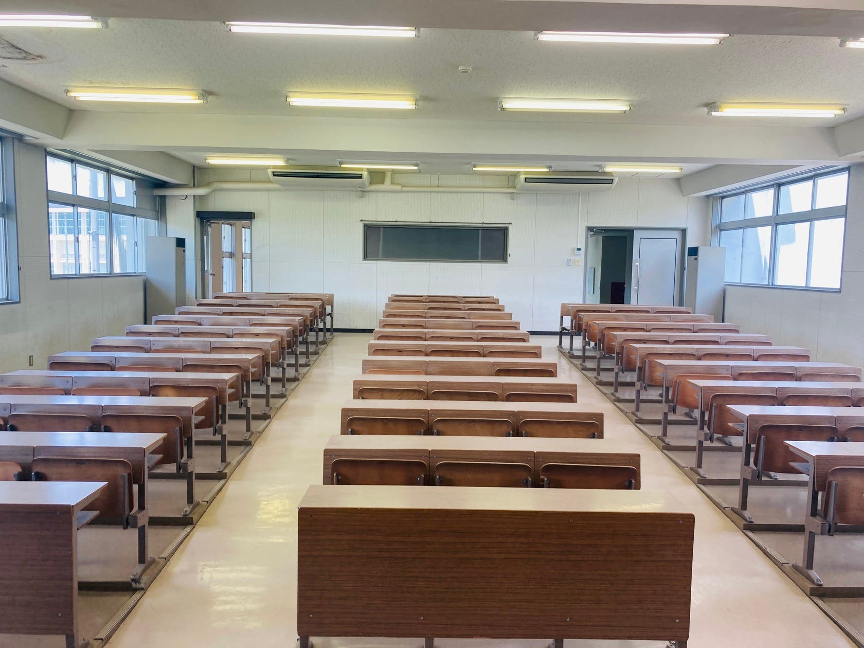KIRINAN BASE 校舎2号館2F：視聴覚室の写真5