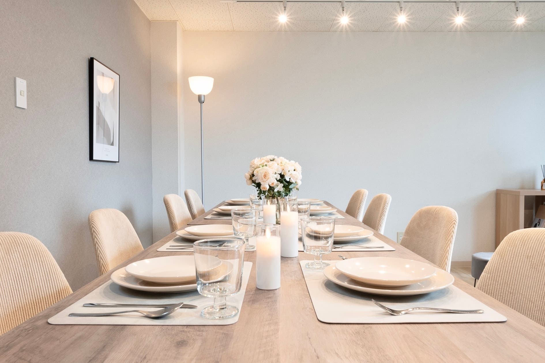 期間限定Sale✨三宮駅4分🚃ワンフロア1室の贅沢空間🛋️🍷ド迫力プロジェクター🎞️🍿最大18名様🎉ごみ捨て可🌈の写真8