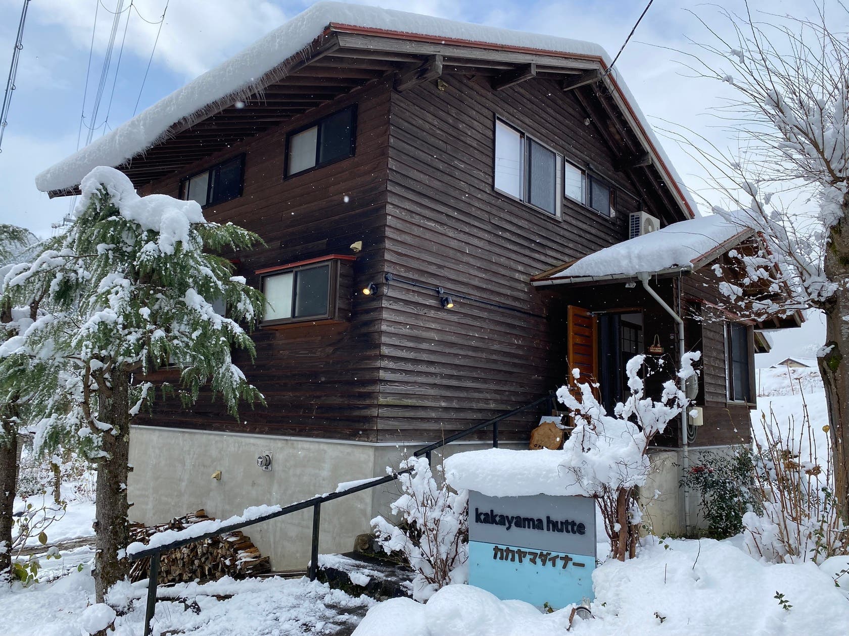 目の前は湧き水！自然たっぷり山にあるコテージカフェスペースの写真17