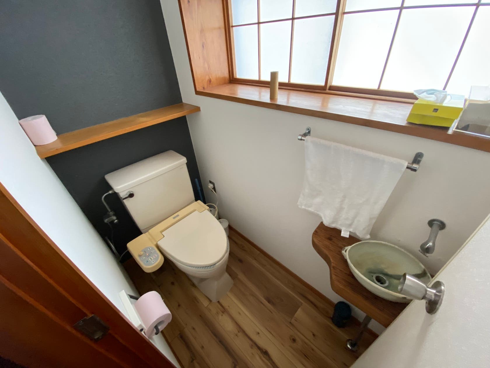 目の前は湧き水！自然たっぷり山にあるコテージカフェスペースの写真23