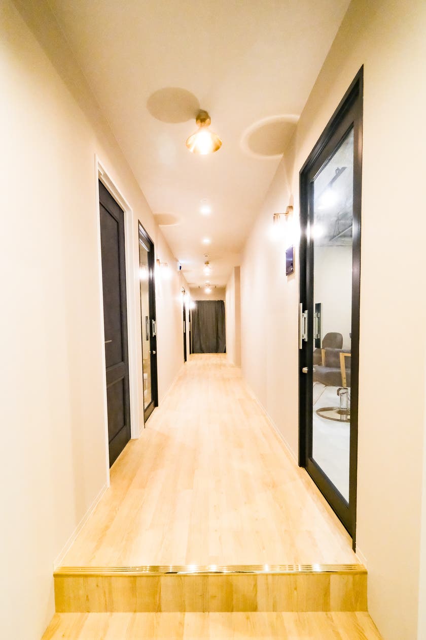 【元町駅徒歩１分】リラク｜神戸最大級のハコ型レンタルサロンの写真10