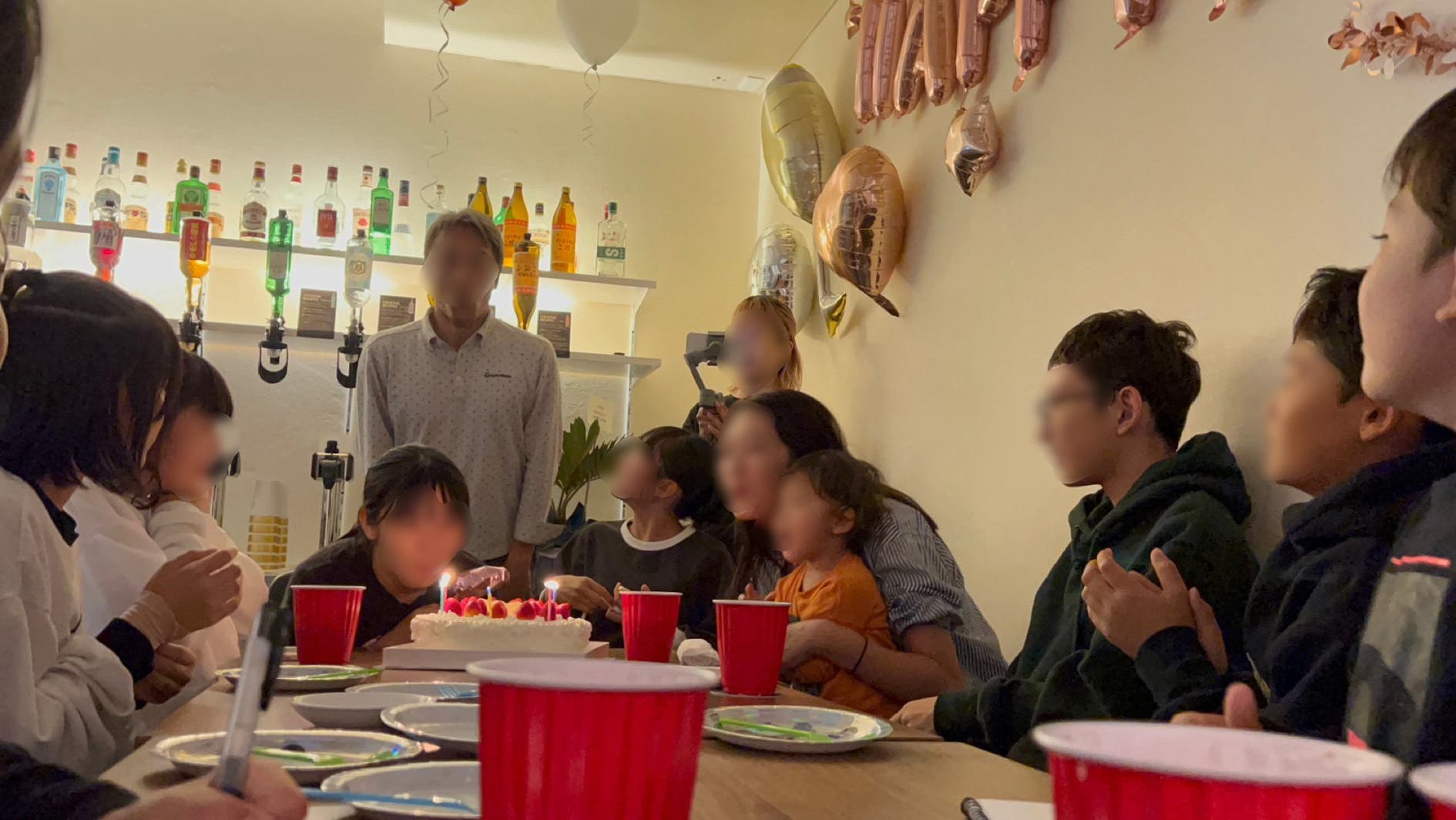 各種イベントや、打上げ・結婚式二次会等、お客様の用途に合わせ『多目的』に活用できる,セルフ飲み放題付きのレンタルスペースの写真10