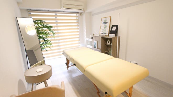 《オープン特別価格✨》中目黒駅3分🚶♀️完全個室北欧風上質空間🏠静かな環境|口コミ高評価⭐備品無料🌿施術に最適の写真1